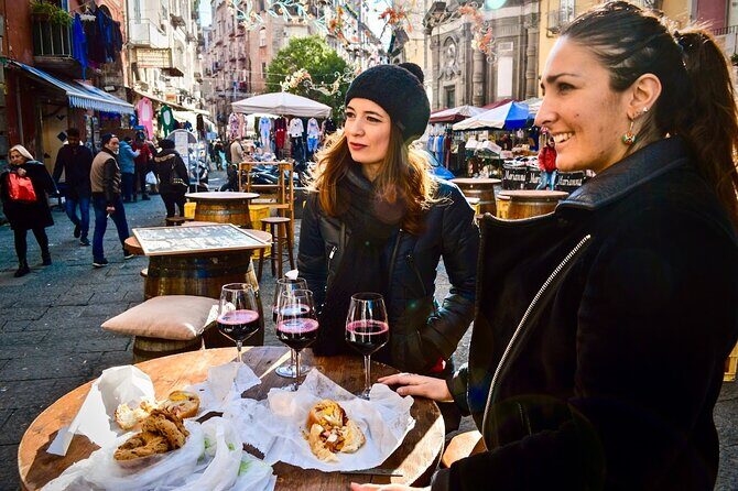 Authentic Naples Food Tour with 8+ Tastings of Pizza, Wine & More - Timing, Comfort, and Practicalities