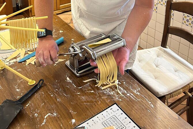 Authentic Neapolitan Cooking Class in Naples with a Local Family - Key Points