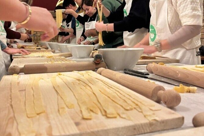 Authentic Pasta and Tiramisù cooking class at spanish steps - Who Will Love This Experience?