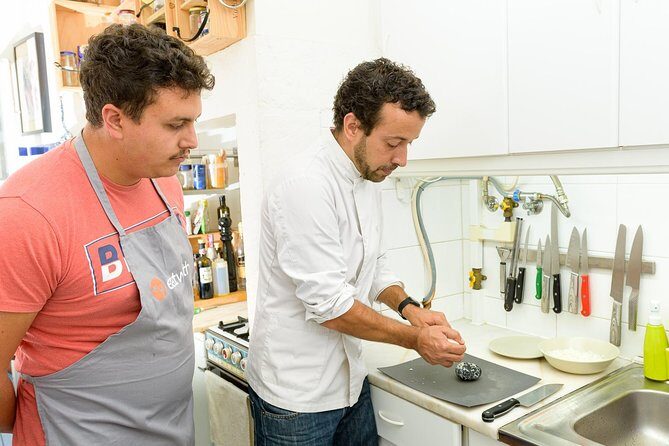 Authentic Portuguese Cooking Class and Dinner in a Lisbon Home - The Itinerary: What to Expect