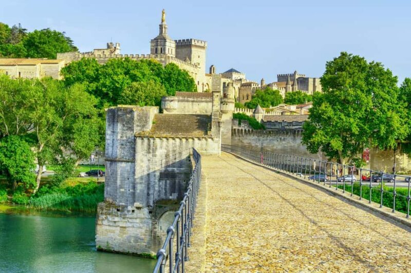 Avignon: Private 2-Hour Intro City Walk with Local Guide - FAQ