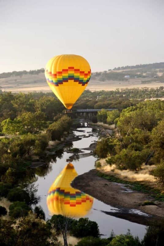 Avon Valley: Hot Air Balloon Flight - An Overview of the Avon Valley Hot Air Balloon Experience