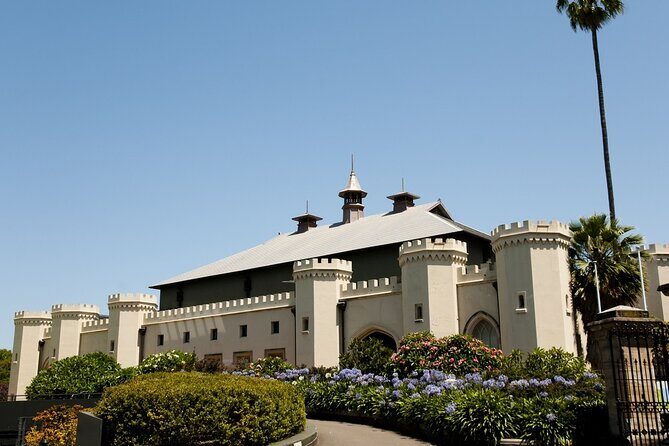 Awesome Sydney Scavenger Hunt: Inside Sydney - A Thorough Look at the Awesome Sydney Scavenger Hunt