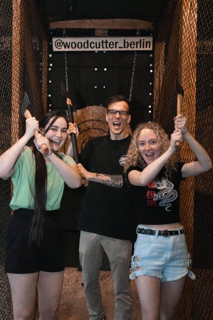 AXE THROWING EXPERIENCE IN BERLIN - Key Points