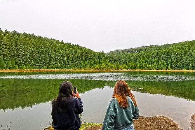 Azores: Shore Excursion Sete Cidades - Blue & Green Twin Crater Lakes - The Value of the Experience