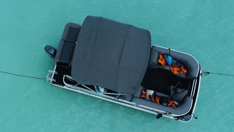 Bacalar: 3-hr Pontoon Boat Tour with Beach Club + Kayaks - Introduction