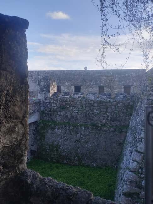 Bacalar: Calakmul ruins tour jungle and the bat volcano.. - An in-depth look at the experience