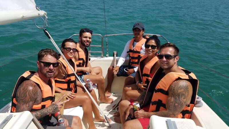 Bacalar: Group Sailing Trip with Swimming and Drinks - Key Points