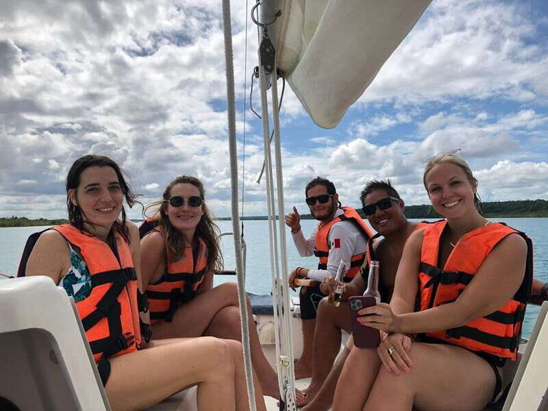 Bacalar: Group Sailing Trip with Swimming and Drinks - FAQ
