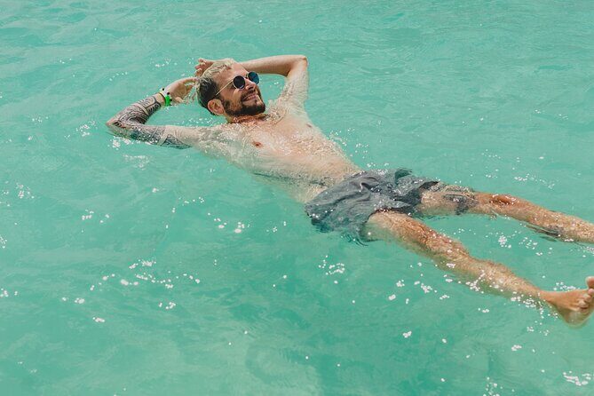 Bacalar Lagoon Sightseeing Boat Tour with Open Bar and Snacks - Practical Details and Tips