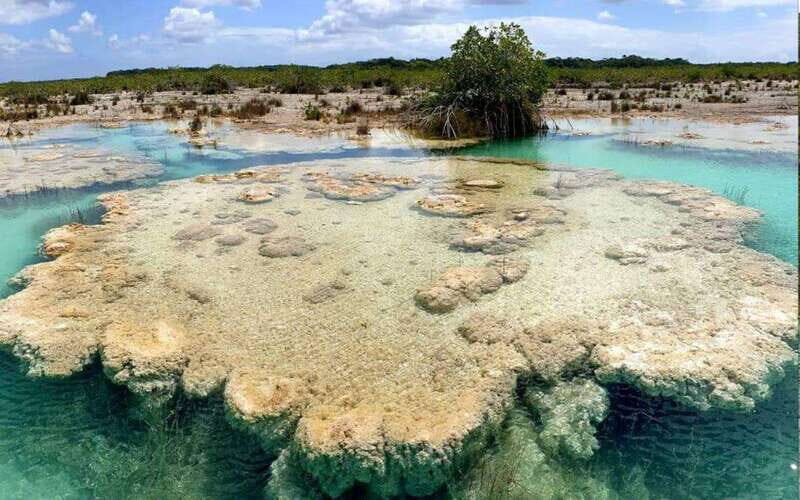 Bacalar: Magnificent Bacalar Lagoon Exclusive Boat Tour - Key Points