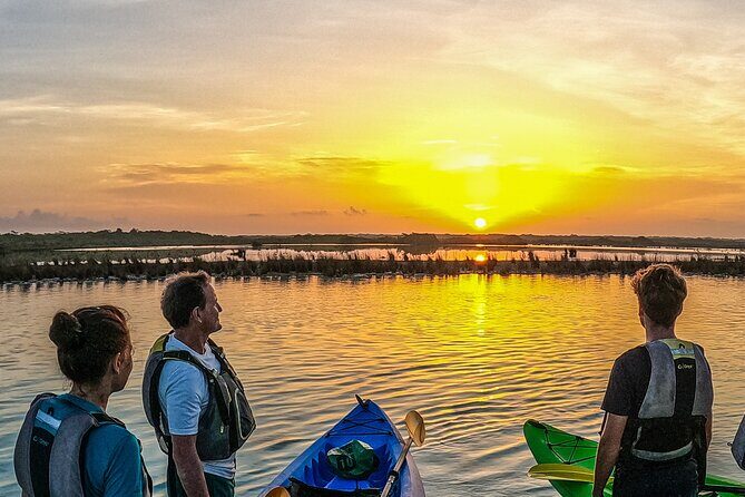 Bacalar Sunrise in Kayak - Who Should Consider This Tour?