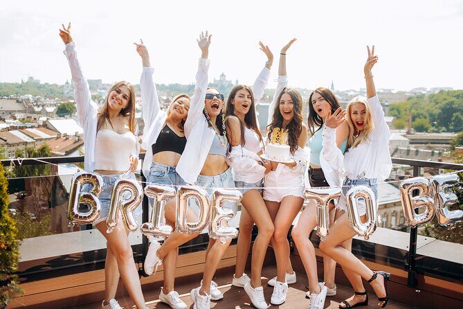 Bachelorette Royal Bar Crawl through South Slope District - A Complete Look at the Bachelorette Royal Bar Crawl through Asheville’s South Slope District