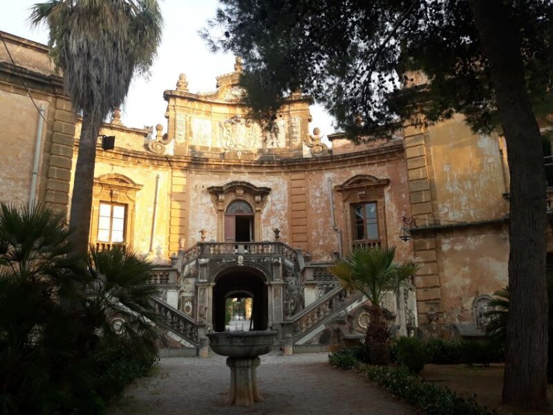 Bagheria: tour of Villa Palagonia and Street Food itinerary - Discovering Villa Palagonia: More Than Just a Pretty Facade