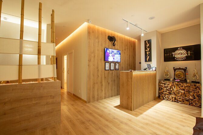 Balinese massage with essential oils 60 min at THAI MASSAGE ALURA - The Location and Logistics