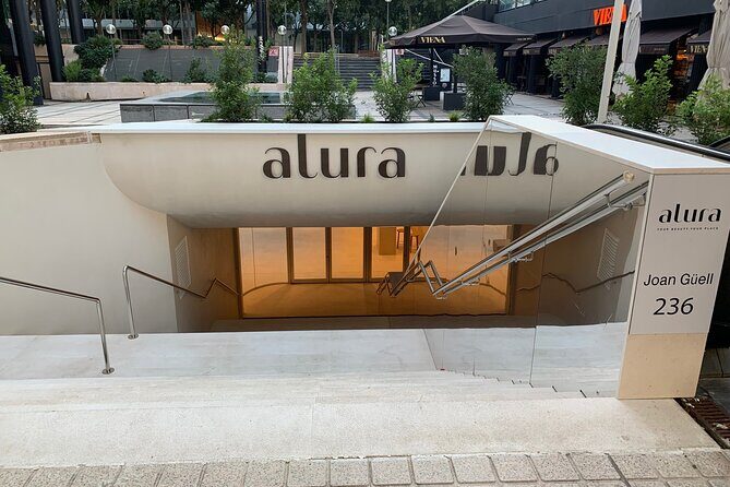 Balinese massage with essential oils 60 min at THAI MASSAGE ALURA - Who Should Try This?