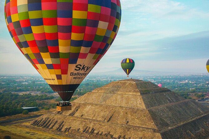 Balloon adventure: transfer+breakfast in the cave+guided pyramids - Who Would Love This Tour?