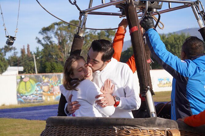 Balloon Flight + Breakfast in cave + Pick-up in Cdmx (Optional) - Exploring the Pyramids: Free Time at Teotihuacan