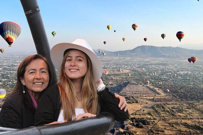 Balloon flight with breakfast in Cave and Pyramids from CDMX - An Introduction to the Experience