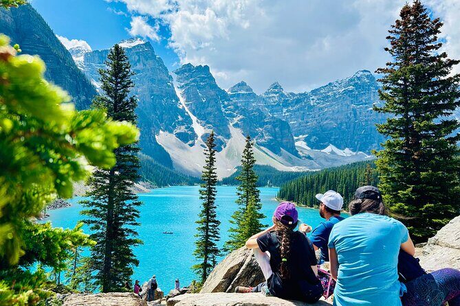 Banff and Yoho Lakes with Takakkaw Falls Group Tour - FAQ