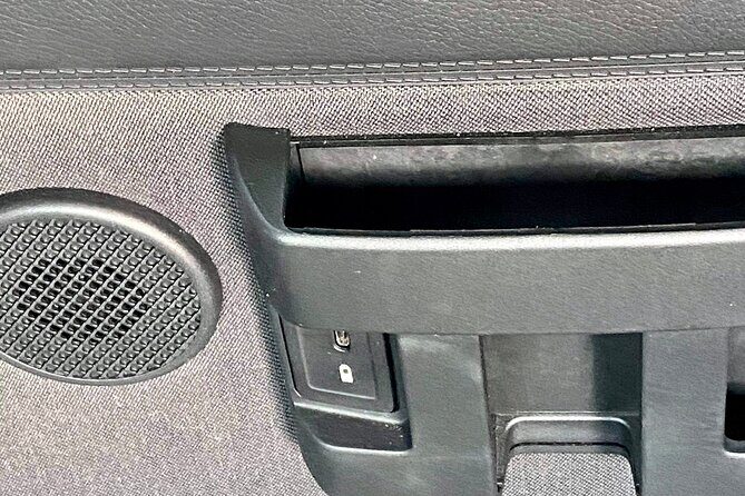 Banff |Canmore| Kananaskis to Calgary YYC AirportPrivate Shuttle - Who Will Love This Service?