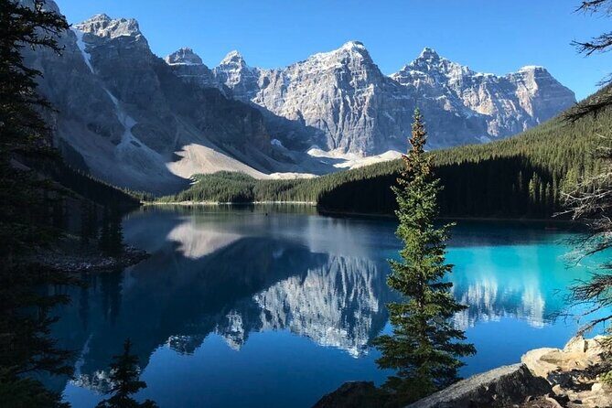 Banff/Canmore Moraine Lake & Lake Louise Hike, Canoe or Sightsee - A Well-Organized Day from Start to Finish