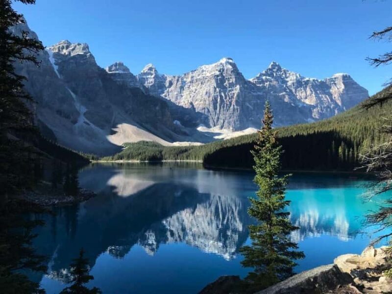 Banff/Canmore Moraine Lake & Lake Louise-Hike/Canoe/Sightsee - The Value of the Tour
