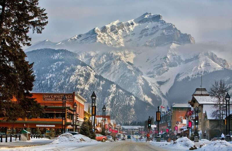 Banff Gondola, Banff Town, Lake Minnewanka, Bow Falls - Key Points