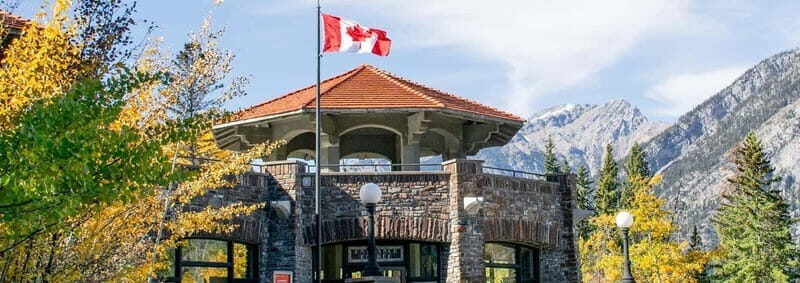 Banff Gondola, Banff Town, Lake Minnewanka, Bow Falls - Who Will Love This Tour?