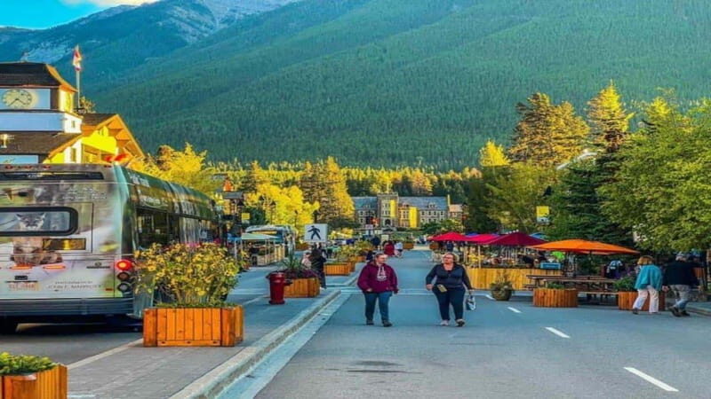 Banff: Gondola, Hot Spring and Three Lakes Tour - FAQ