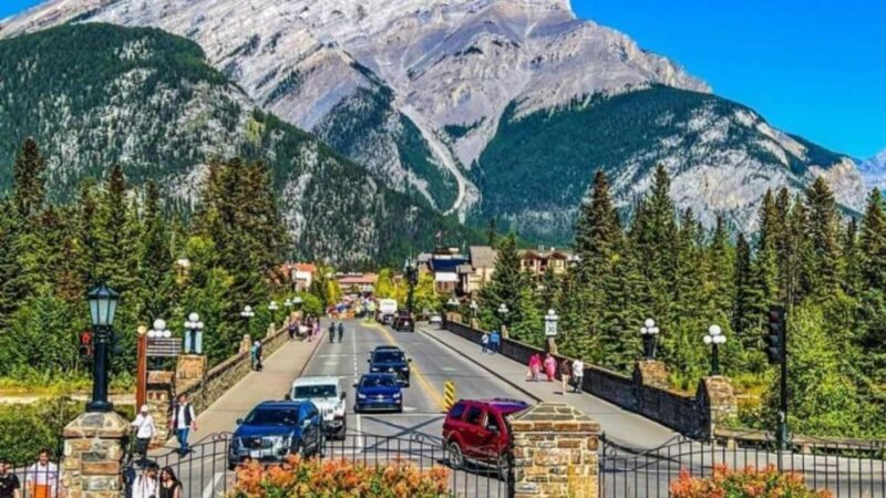 Banff: Gondola, Hot Springs, Bow falls & Three lakes tour - Strolling Banff Downtown