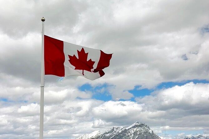 Banff Gondola Lake Minnewanka Johnston canyon and Banff Town - Who Should Book This Tour?