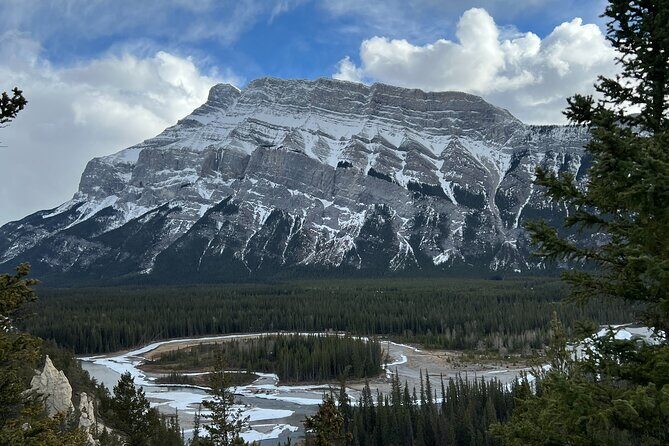 Banff Gondola Lake Minnewanka Johnston canyon and Banff Town - FAQ