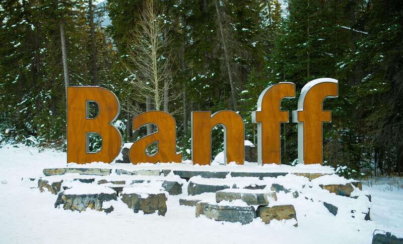 Banff: Guided Day Trip with Hotel Pickup and Drop-off - Who Is This Tour Best For?