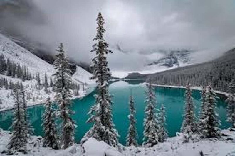 Banff : Lake Louise, Moraine, Emerald & Johnston Canyon tour - Who Should Consider This Tour?