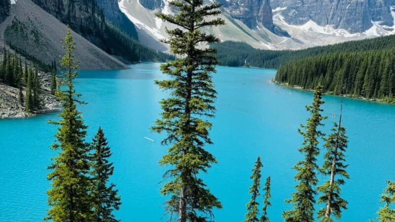 Banff, Lake Louise, Moraine ,Emerald & Johnston Canyon tour - Cost and Value for Money