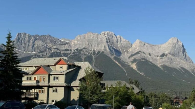 Banff, Lake Louise, Moraine ,Emerald & Johnston Canyon tour - Why This Tour Might Be Perfect for You