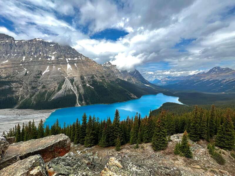 Banff - Lake Louise Moraine Lake and Icefields Parkway Tour - Exploring the Details: What to Expect on This Banff Tour