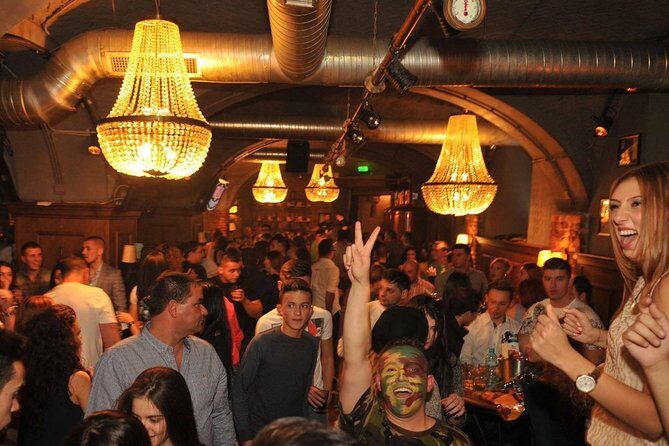 Bar Crawling - An In-Depth Look at the Bucharest Bar Crawl Experience