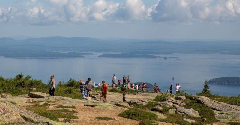 Bar Harbor: Acadia National Park Private Tour with Lunch - Who Should Consider This Tour?