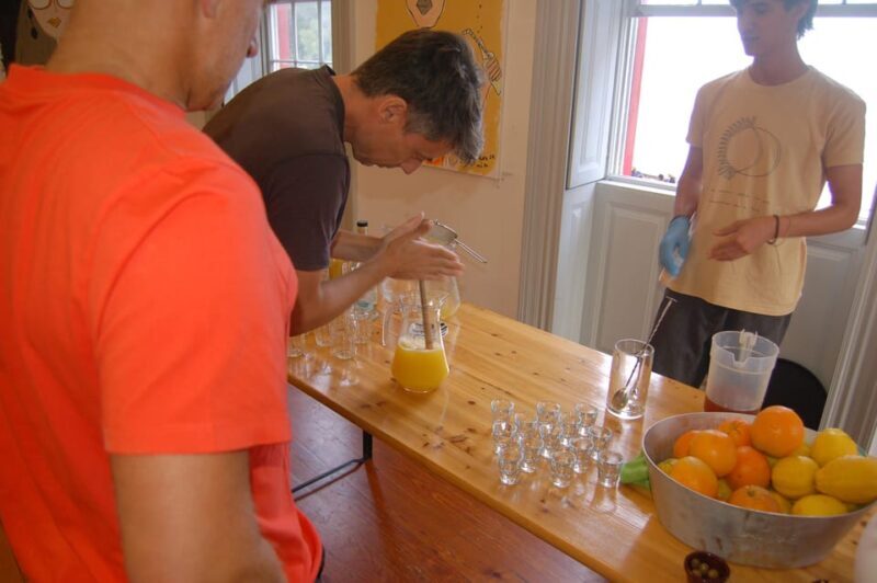 Bar hopping & Poncha Workshop in Funchal - Why This Tour Works for Different Travelers