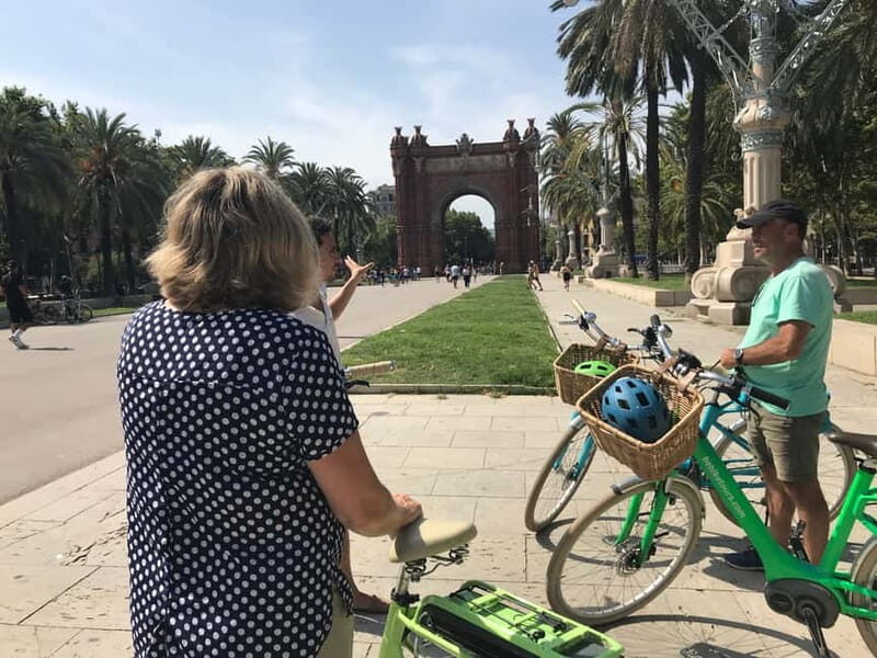 Barcelona: 1.5-Hour Sightseeing Tour by Bike/Electric Bike - The Sum Up