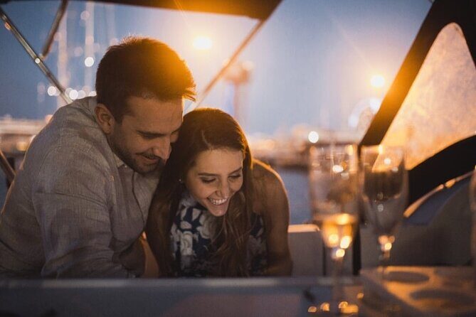 Barcelona 1-hour Boat Trip with Cava and Snacks - Who Should Book This Tour?