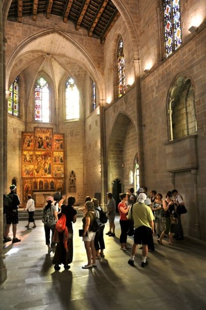 Barcelona 2-Hour Gothic Walking Tour - What This Tour Means for You as a Traveler