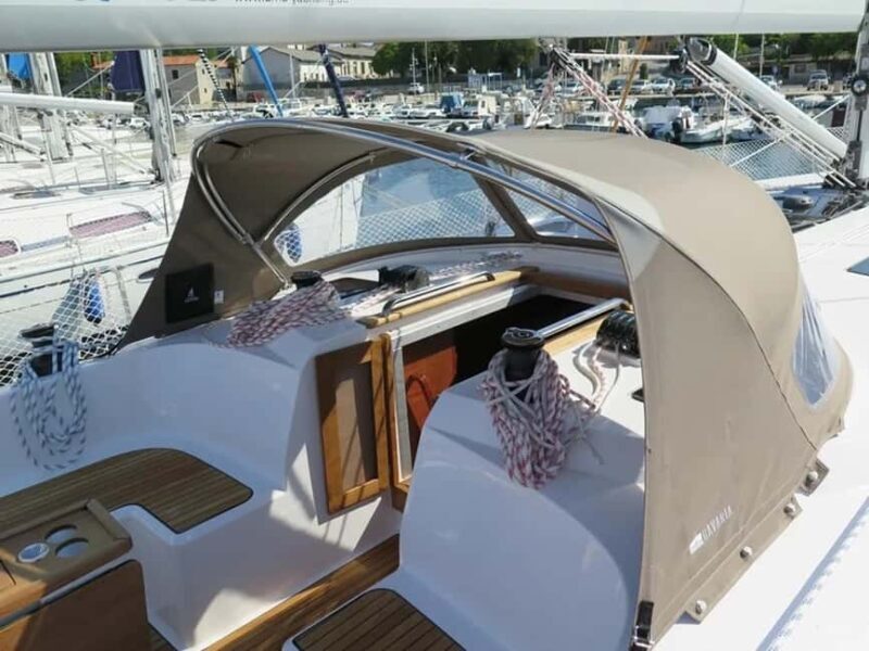 Barcelona: 2-hour sailboat cruise at noon or sunset. - Discovering the Barcelona Coast from the Water
