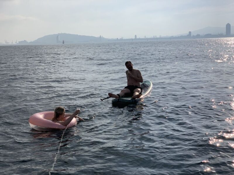 Barcelona: 2-Hour Sailboat Tour with Paddle Boarding - The Return Journey