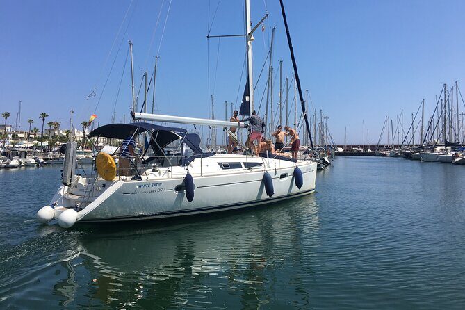 Barcelona 3-hour Private Boat Trip - FAQ