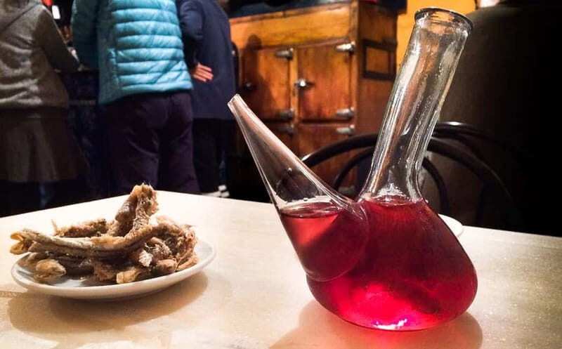 Barcelona: 3-Hour Sips, Sites & Bites Food & History Tour - Key Points