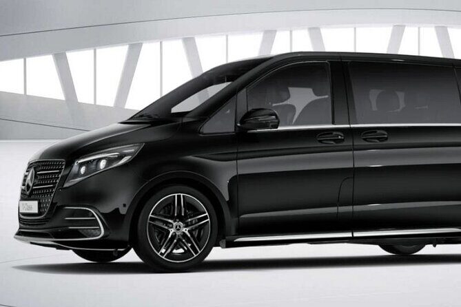 Barcelona Airport Private Arrival Transfers - Key Points