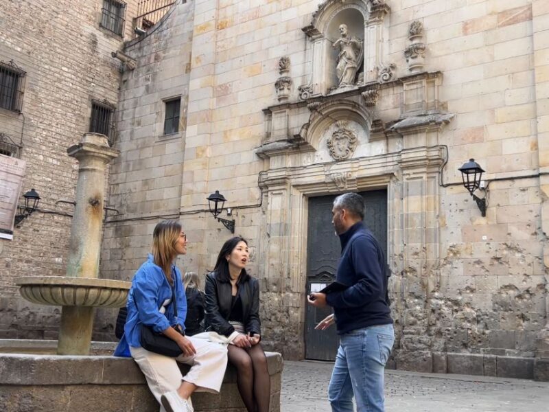 Barcelona: Barri Gotic Small Group Walking Tour - Practicalities and Tips